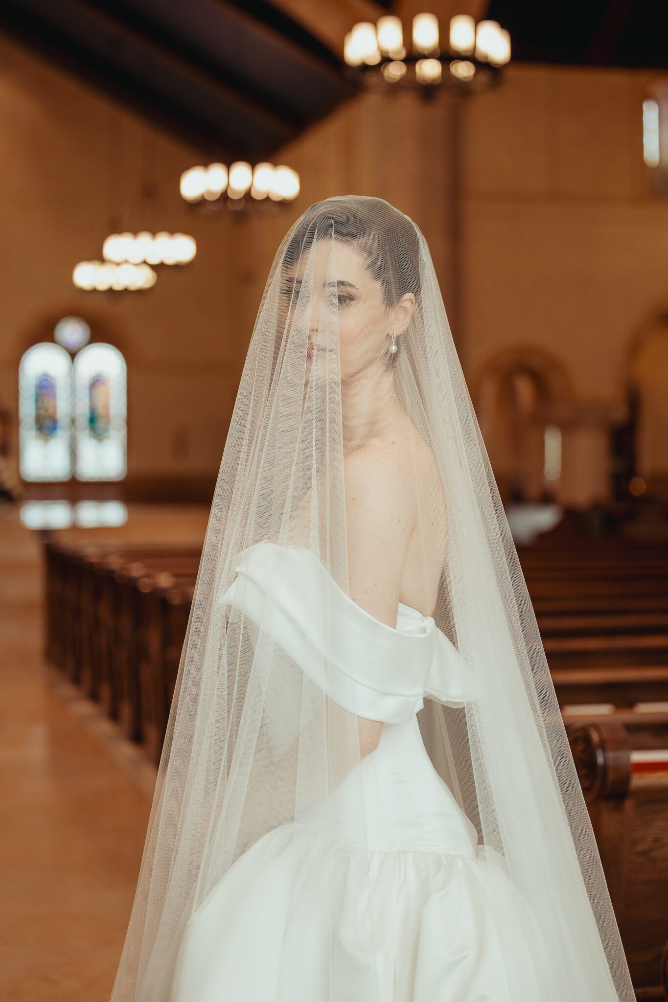 Capturing Timeless Elegance: A Guide to Timeless Bridal Portraits ...