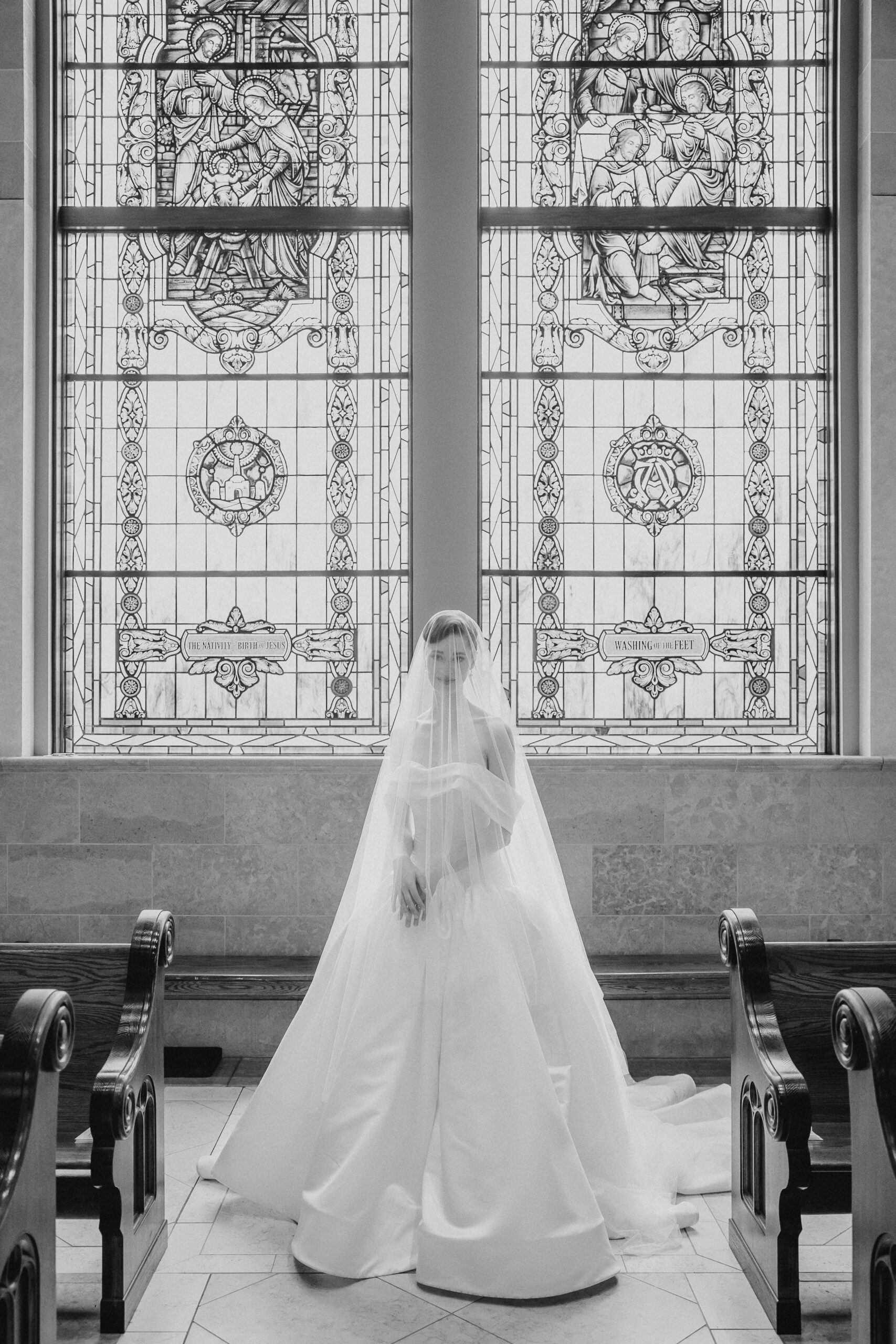 Capturing Timeless Elegance: A Guide to Timeless Bridal Portraits ...